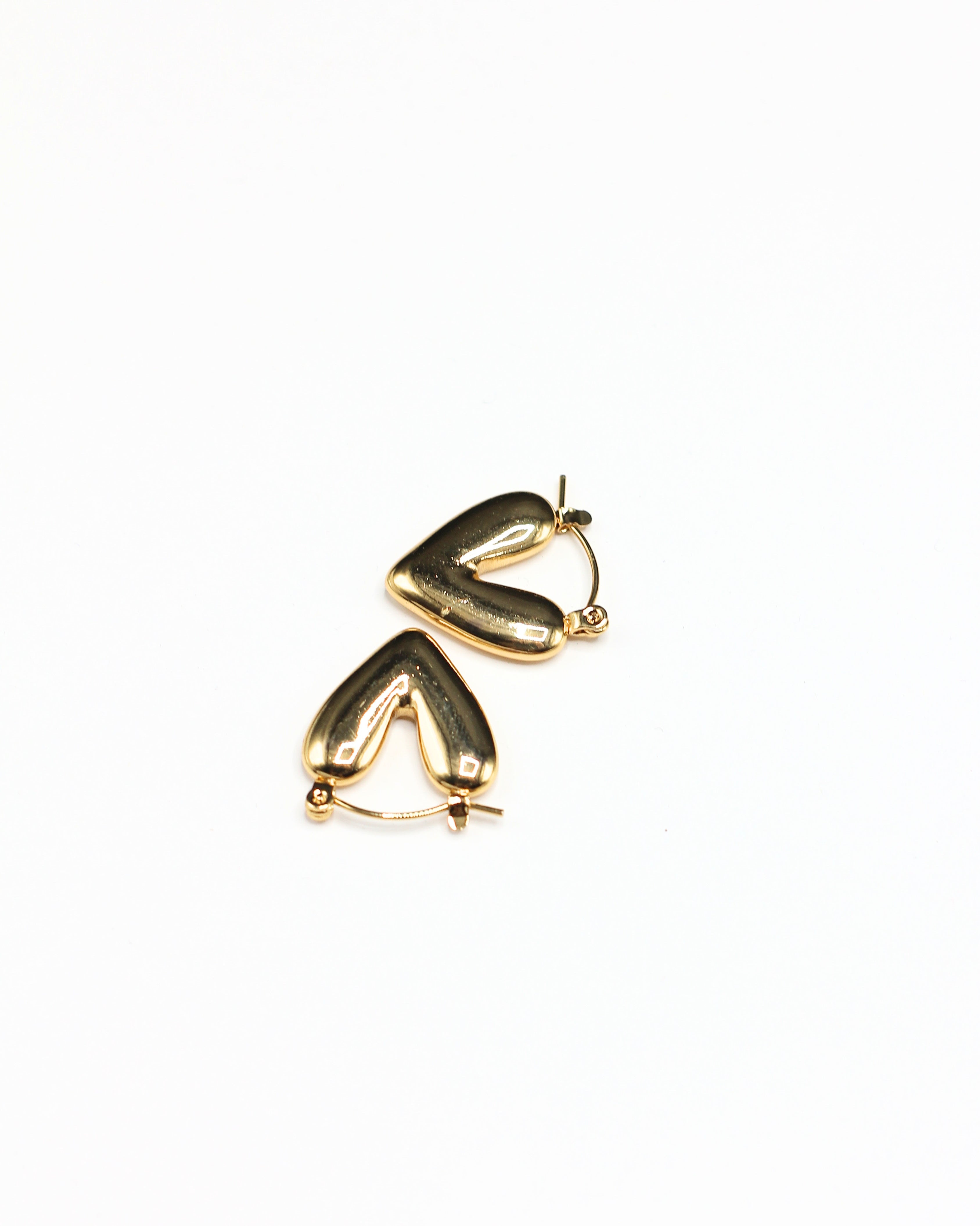 Small Heart Structure Hoops – DANAID WORLD